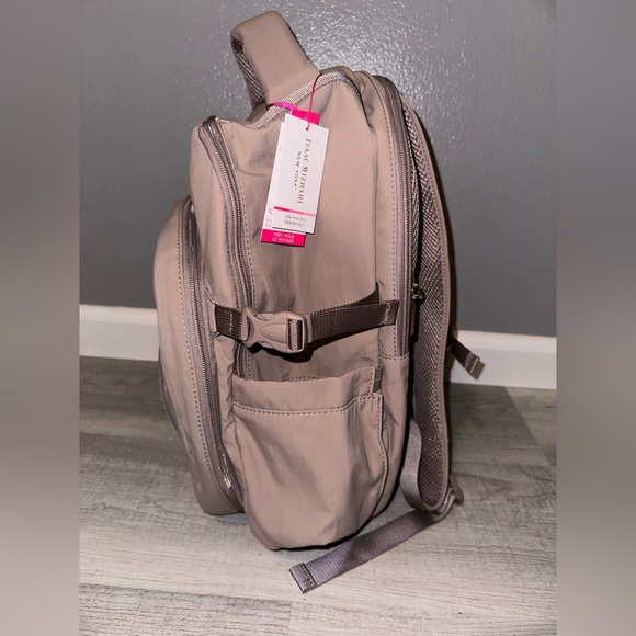 Isaac Mizrahi | Bags | Isaac Mizrahi Backpack | Poshmark